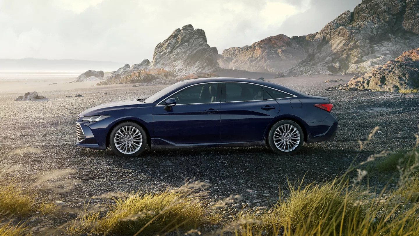 2022 TOYOTA AVALON Price USA, Interior, Specs