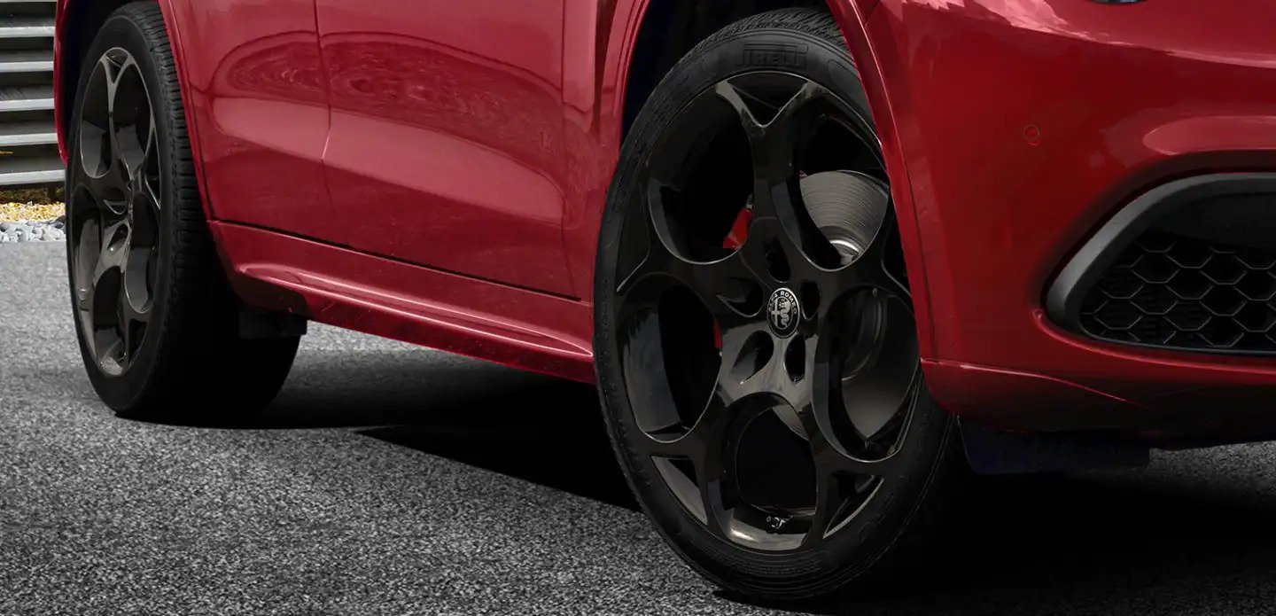 2022 Alfa Romeo Stelvio - Wheels Vista